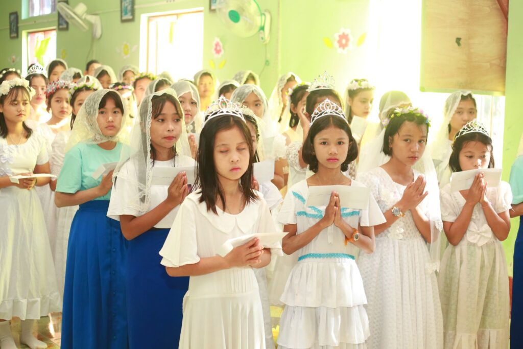 Myanmar Bishop Confirms 86 Children, Honors Married Couples in Rural ...